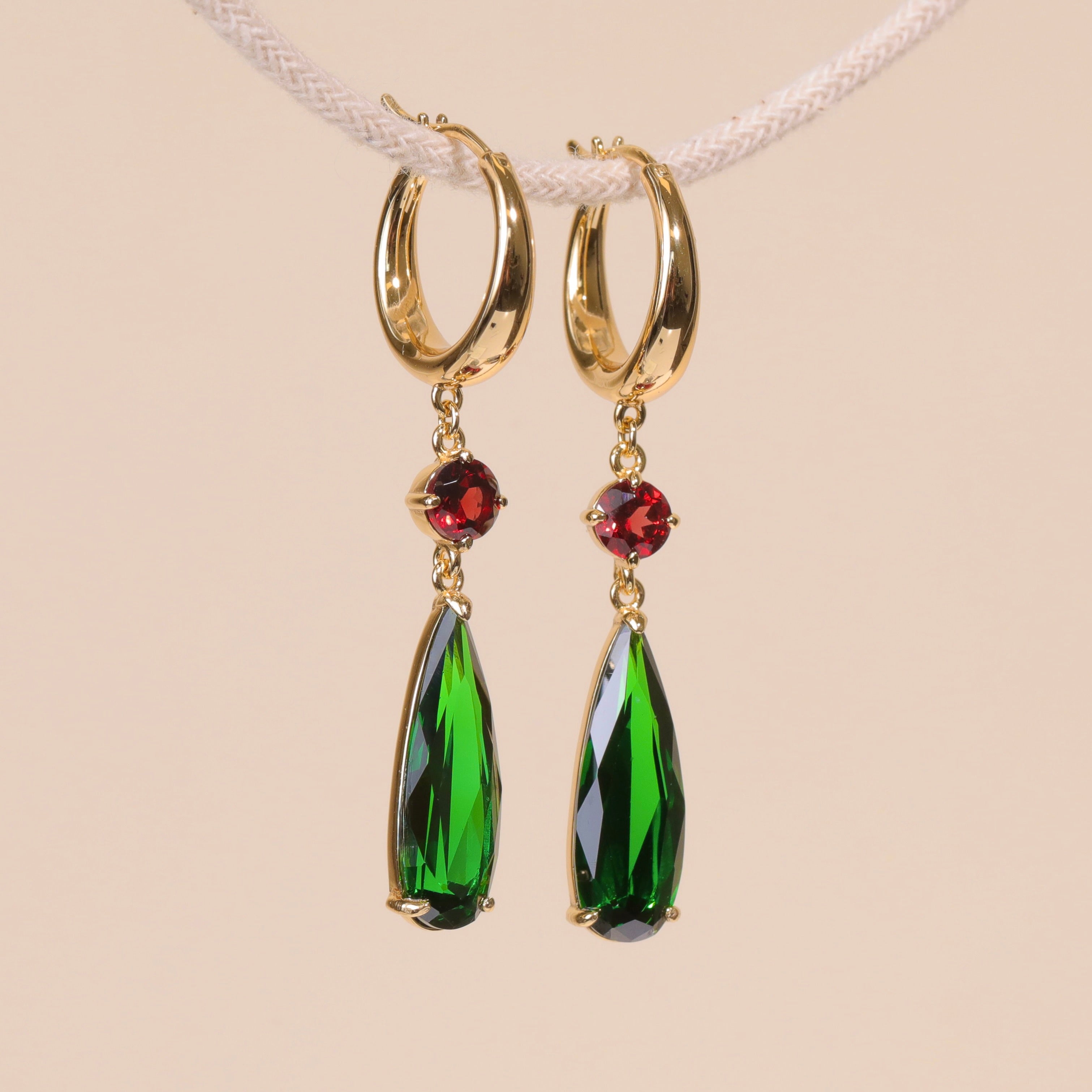 Howl's Earrings – Vivamacity