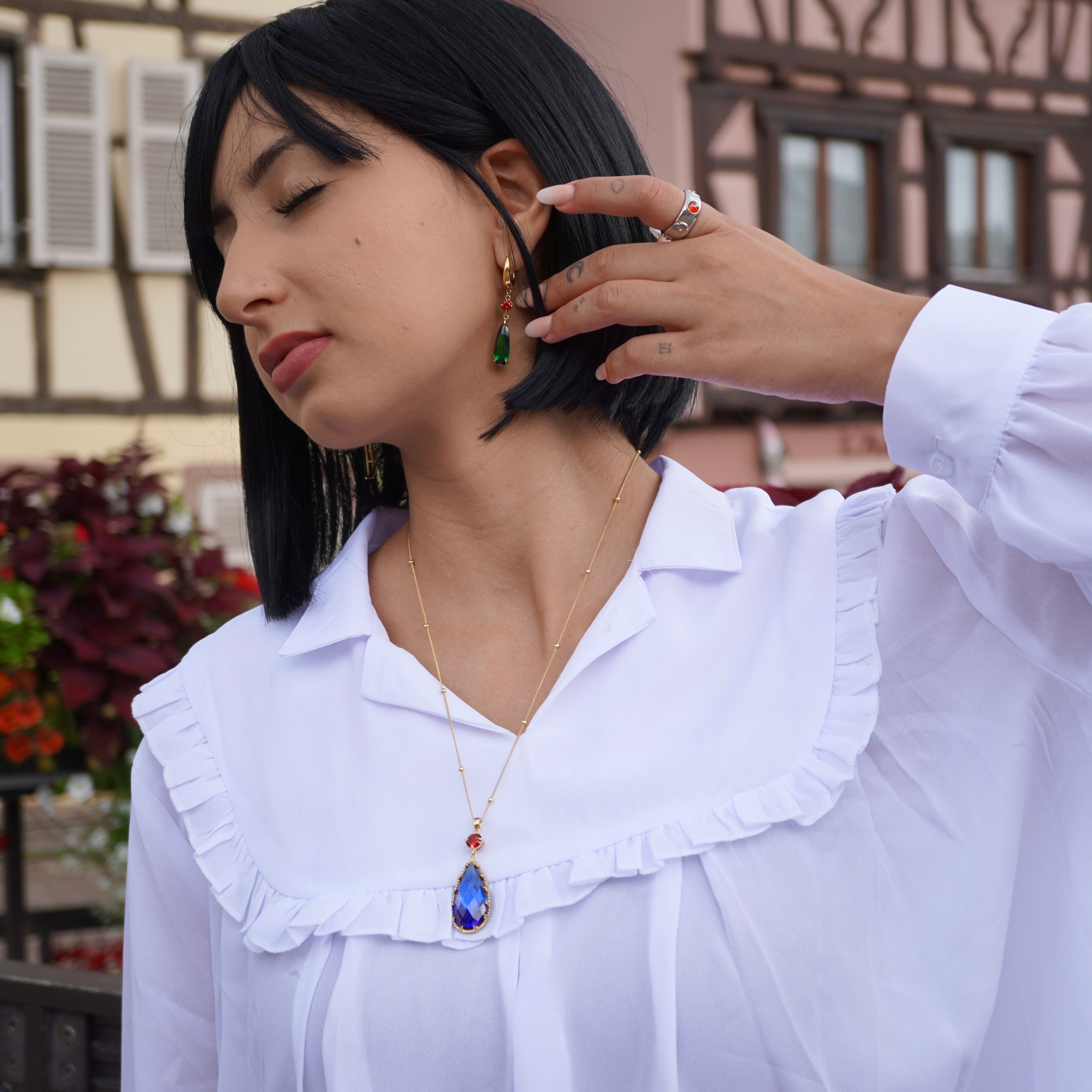 Howl's Ring – Vivamacity