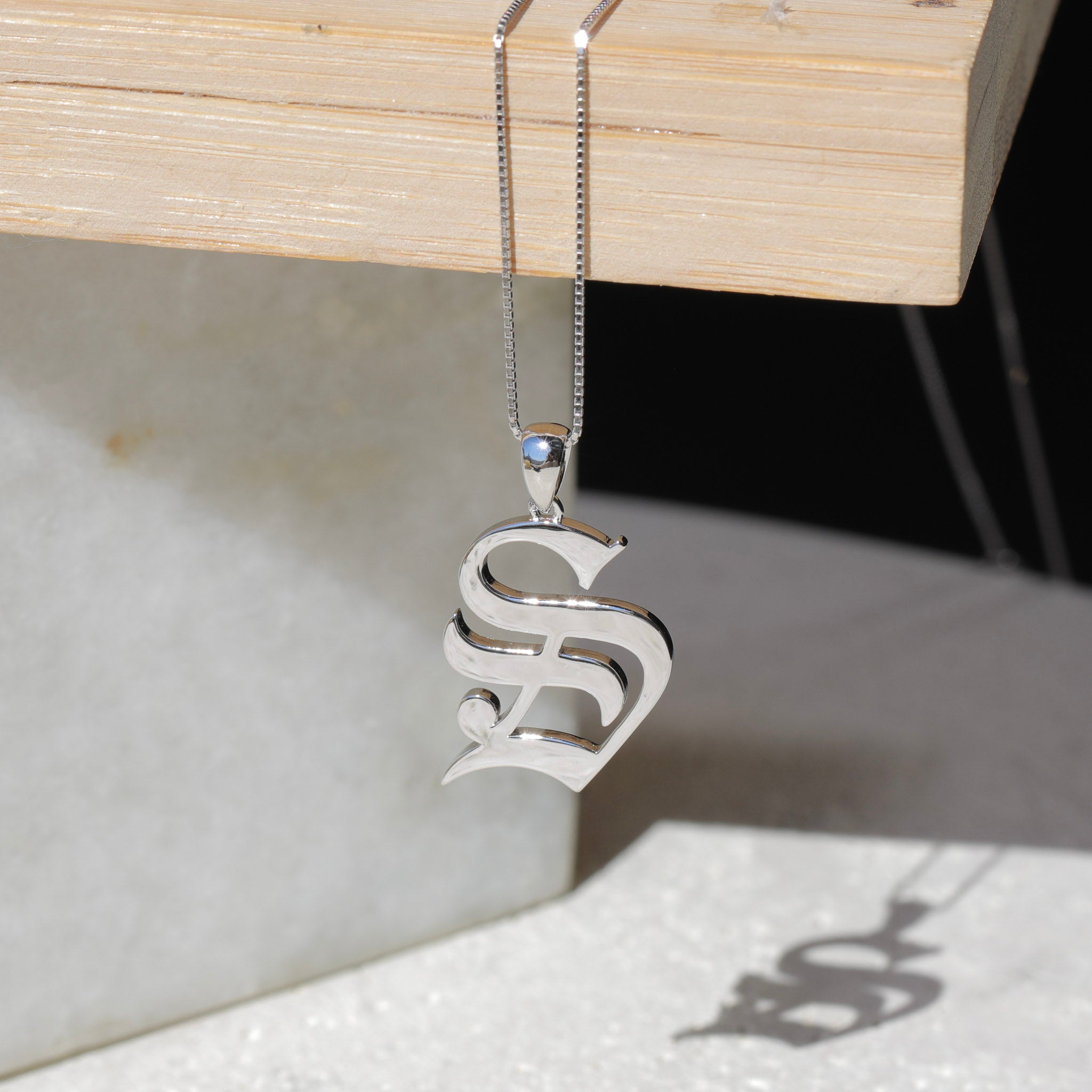 Gothic Initial Necklace | Vivamacity